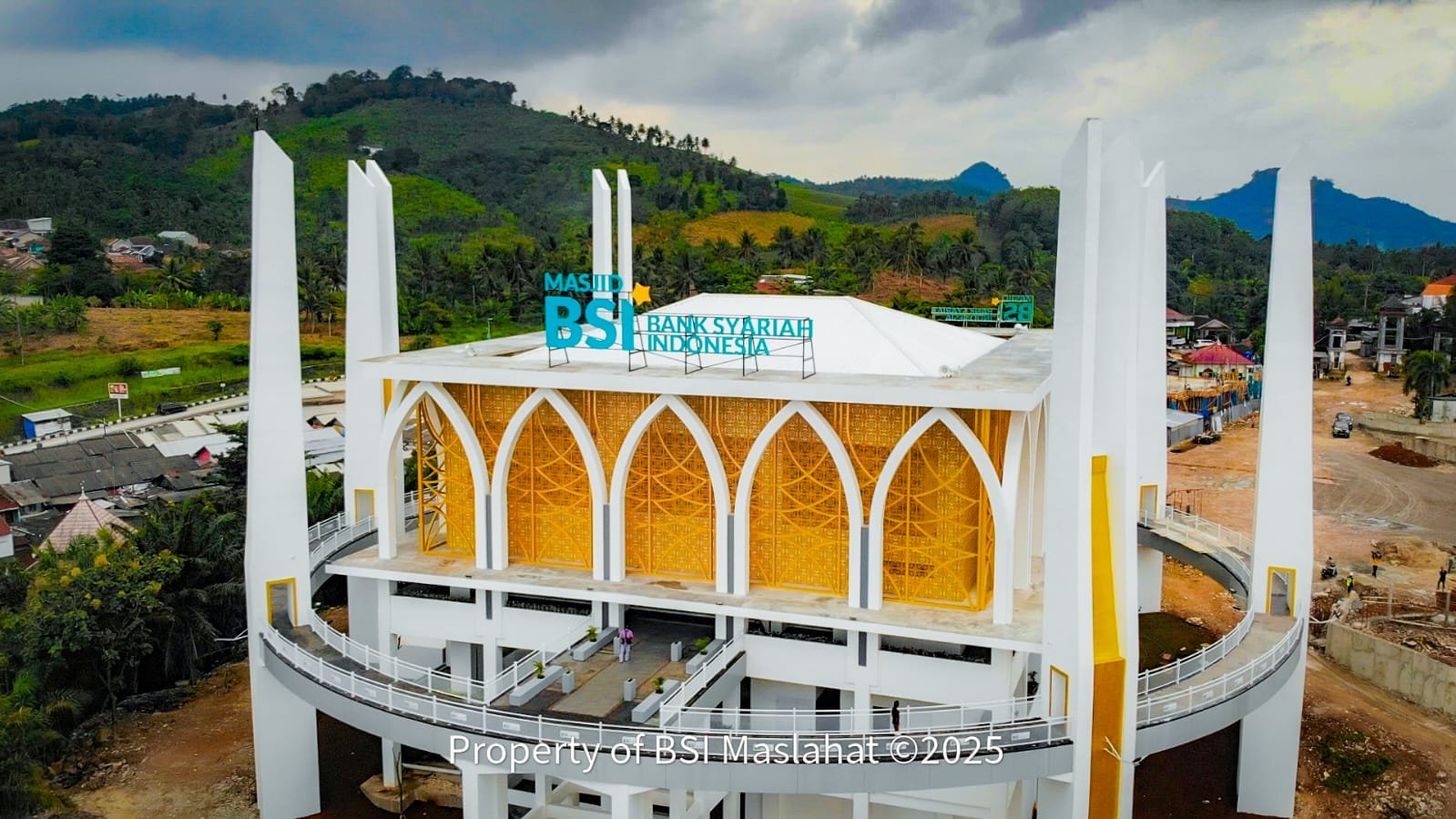Masjid BSI yang Dikelola BSI Maslahat Menjangkau Umat di Ruang ...